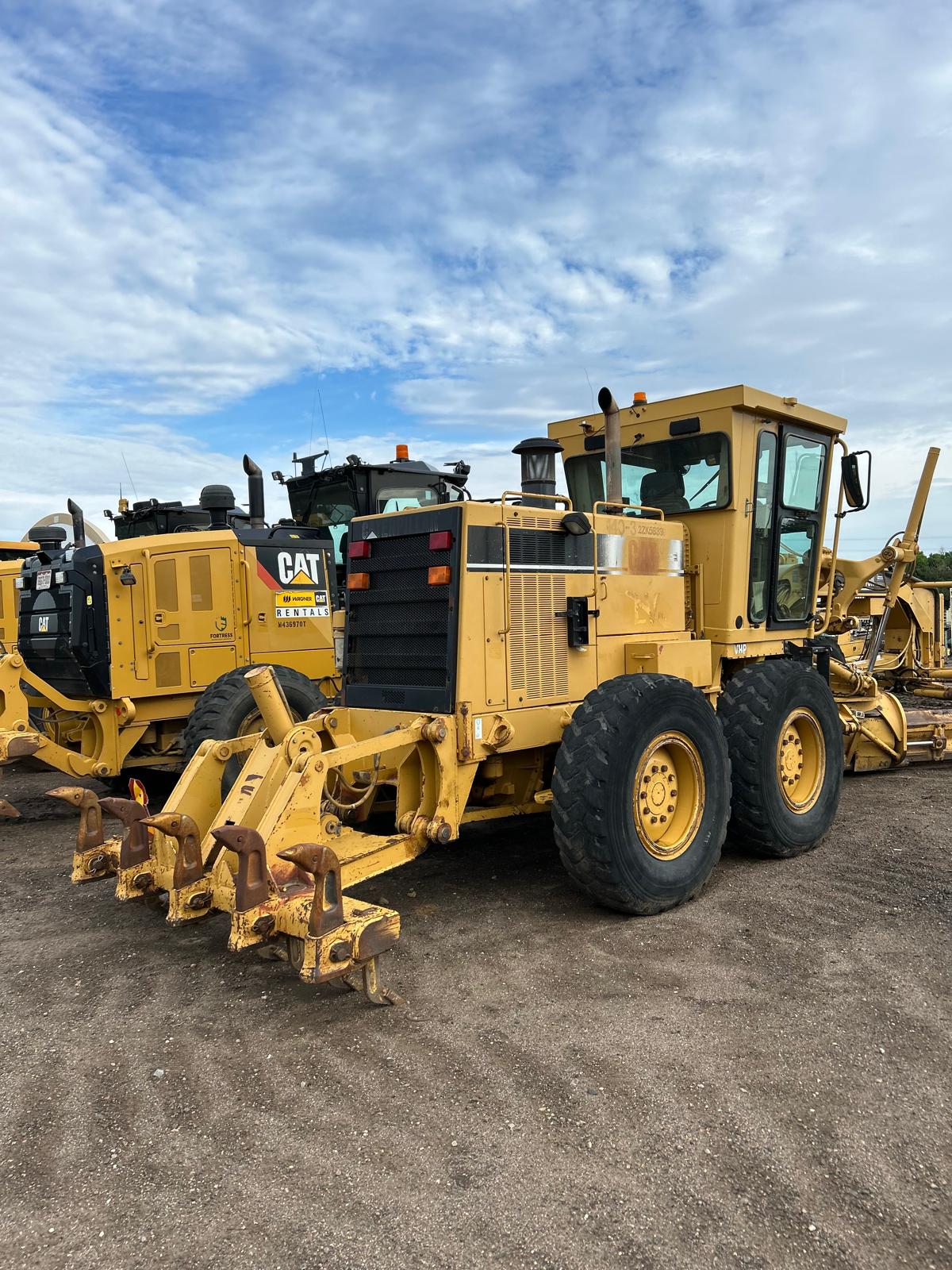 2000 CAT 140H - EIG Equipment